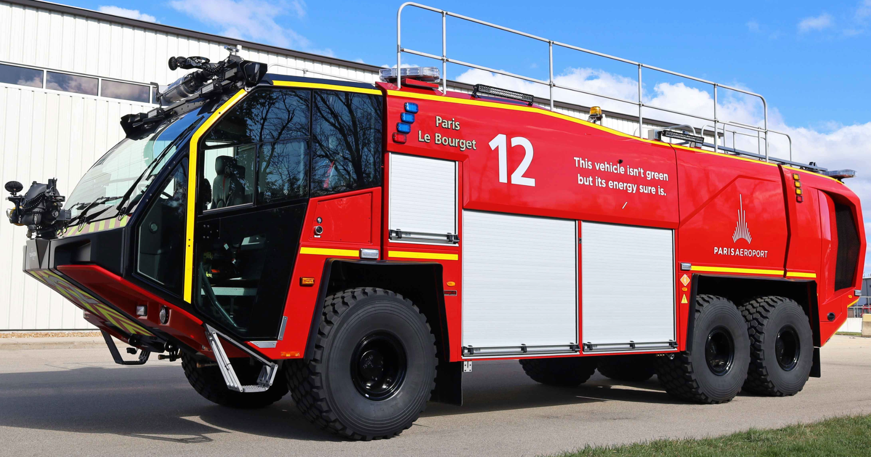 Oshkosh Airport Products Sells a Fourth Striker® Volterra® 6x6 Electric ...
